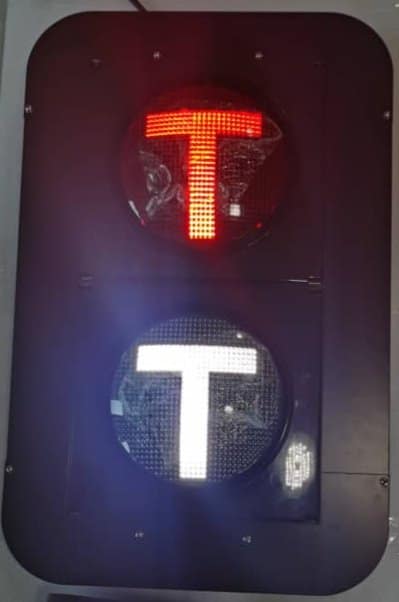 ZAM-TL200 HiFlux LED RG Traffic Light